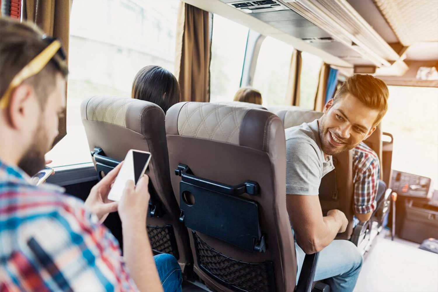 Charter Bus Rental NYC: Corporate Travel Solution | Glyde Bus